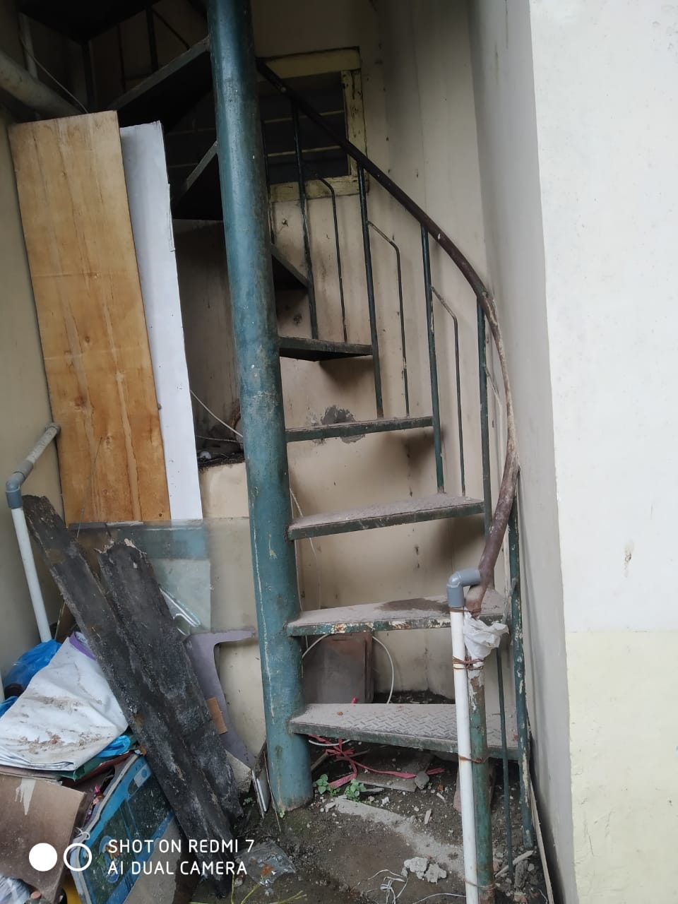 Railing Tangga Murah: Kombinasi Antara Kualitas dan Harga yang ...